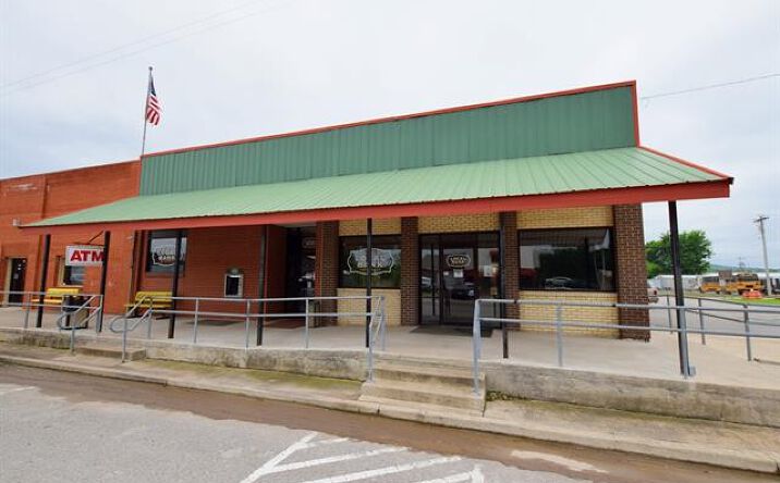 110 E Main Street, Hulbert, OK 74441 | Crexi.com