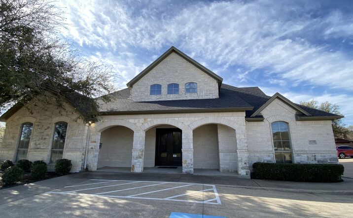 8240 MID CITIES BLVD North Richland Hills TX 76180-4711 APN: 14927859 ...