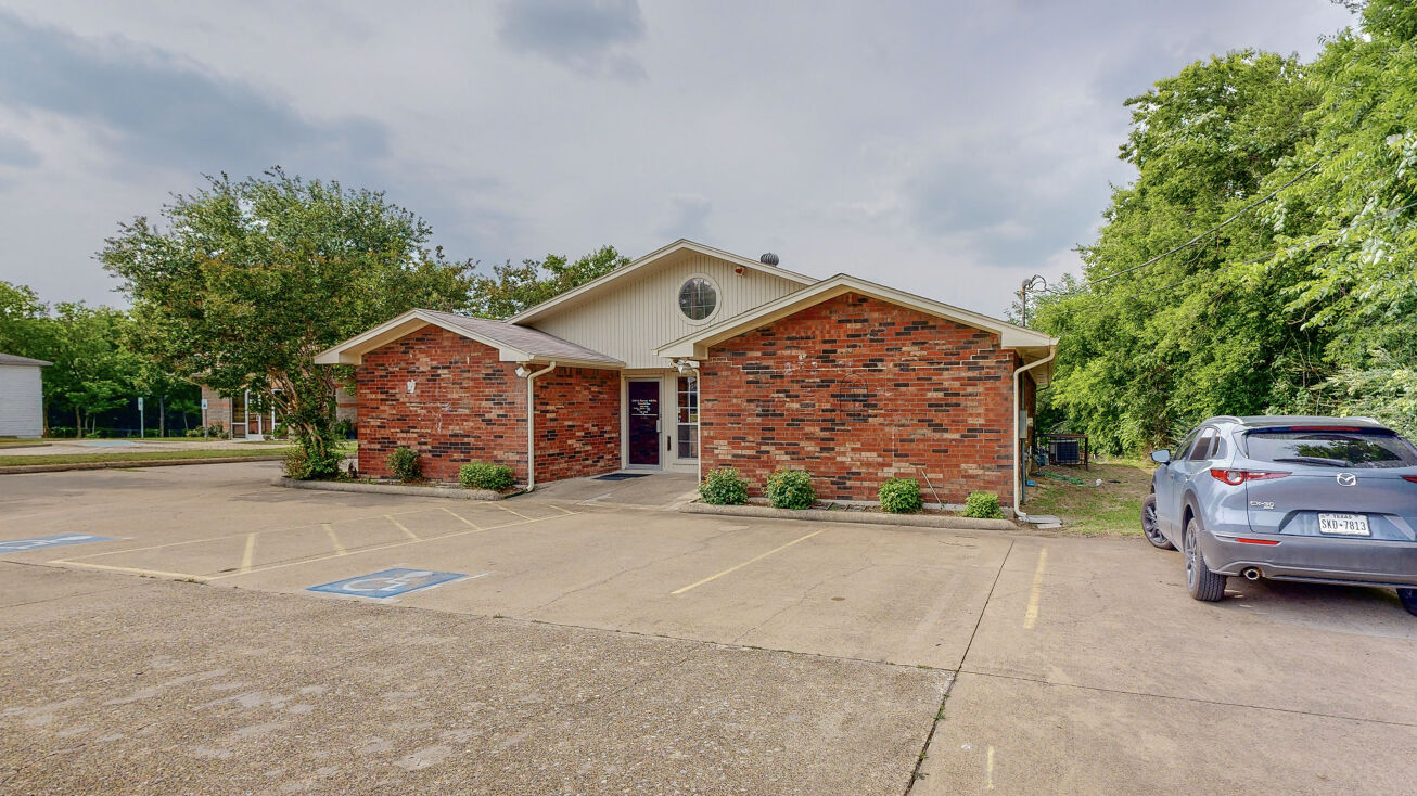 315 E Pleasant Run Rd, DeSoto, TX 75115 | Crexi.com