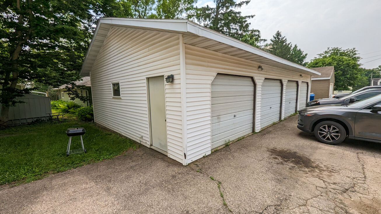 510 7th St SW, Rochester, MN 55902 - Multifamily Property for Sale