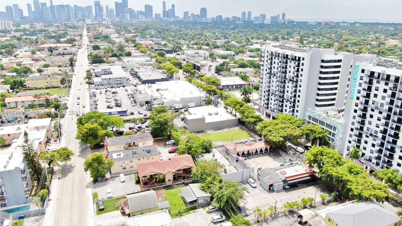 1923 SW 8th St, Miami, FL 33135 | Crexi.com