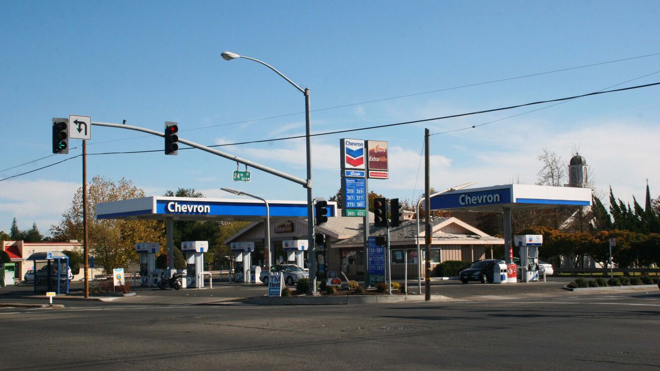2400 Fruitridge Rd, Sacramento, CA 95841 | Crexi.com