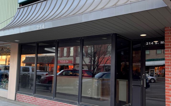 214 S MAIN ST Pratt KS 67124 APN: 0761320302008006020 | Crexi.com