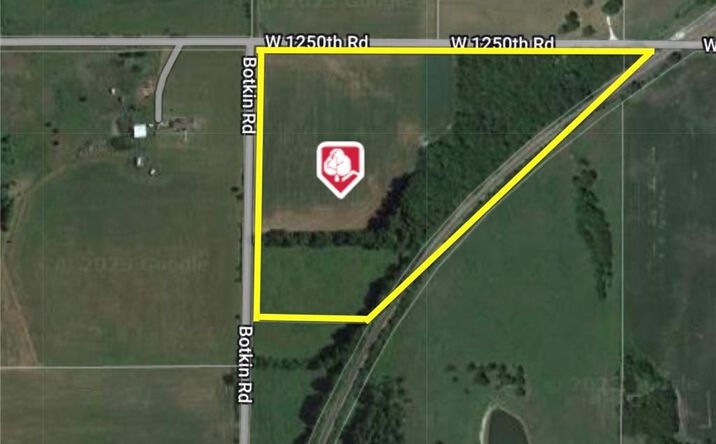 W 1250 Road, Centerville, KS 66014 | Crexi.com