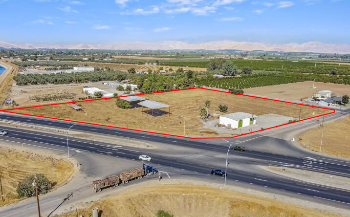 18411 Rd 232, Porterville, CA 93257 | Crexi.com