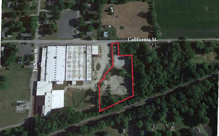 407 E CALIFORNIA ST Andrews IN 46702-9789 APN: 350423300018100003 ...