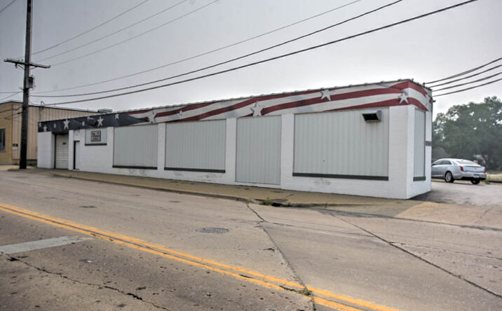 2035 N JASPER ST Decatur IL 62526-4847 APN: 04-12-02-459-001 | Crexi.com