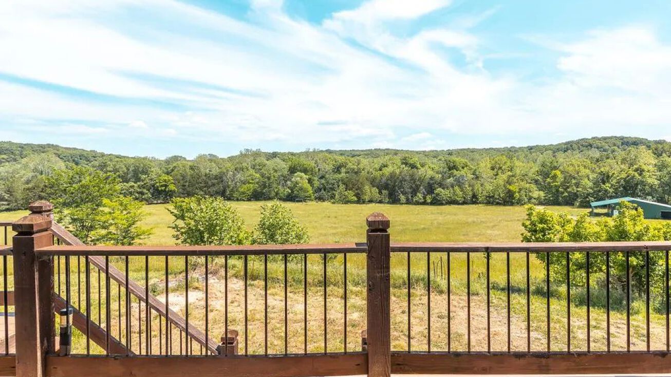 19470 Private Drive 3469, Saint James, MO 65559 | Crexi.com