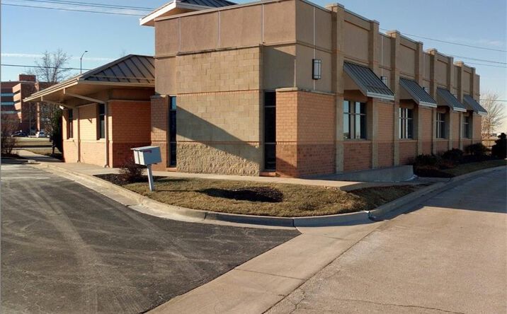 20670 W 151st Street, Olathe, KS 66061 | Crexi.com