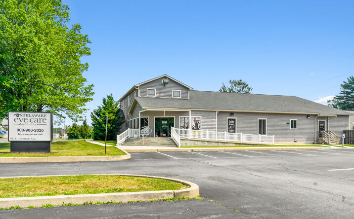 833 S GOVERNORS AVE Dover DE 19904-4158 APN: 2-05-07717-01-5500-00001 ...