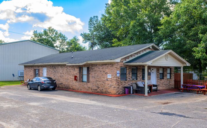 6475 WILLOW TREE CT Milton FL 32570 | Crexi.com