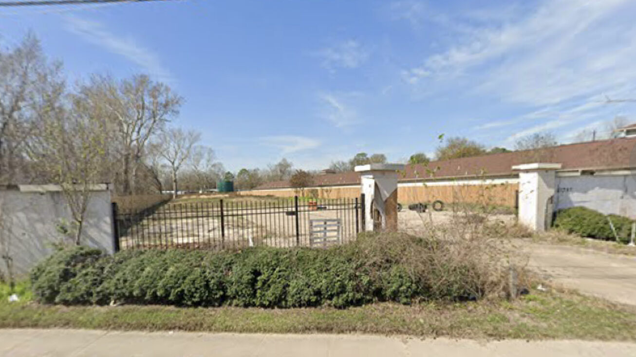 11781 Eastex Fwy, Houston, TX 77039 | Crexi.com