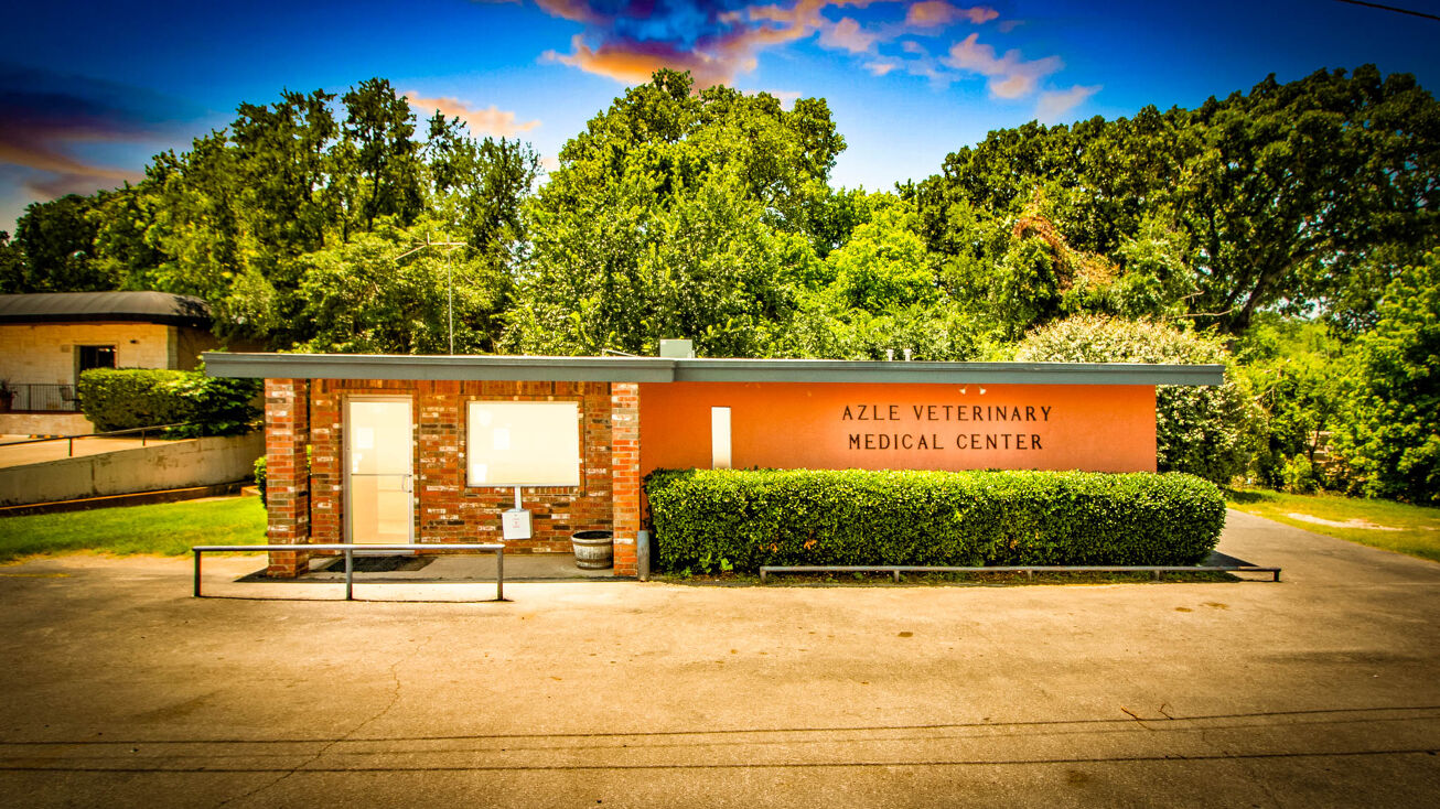 605 W Main St, Azle, TX 76020 | Crexi.com
