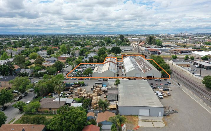 830 S CALIFORNIA ST Stockton CA 95206-1406 APN: 147291010 | Crexi.com