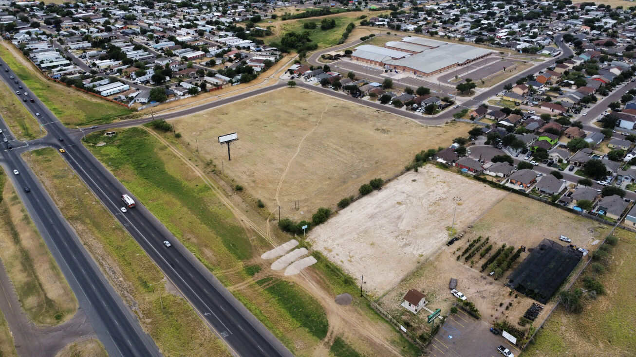 4610 US-83 South, Laredo, TX 78046 | Crexi.com