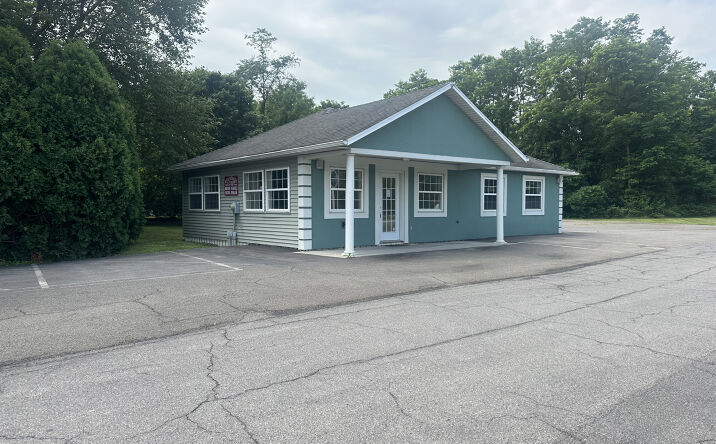 2403 VESTAL PKWY W Vestal NY 13850-1020 APN: 172.71-1-1 | Crexi.com