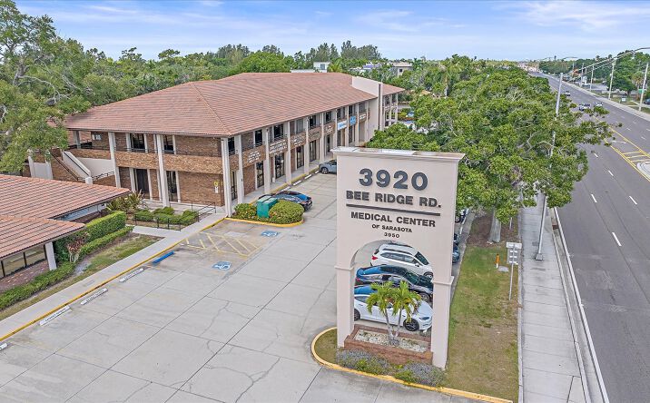 3920 Bee Ridge Rd, Sarasota, FL 34233 | Crexi.com