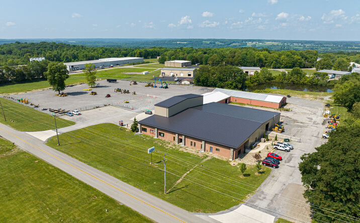 3587 CLOVER LN New Castle PA 16105-5505 APN: 25162200 | Crexi.com