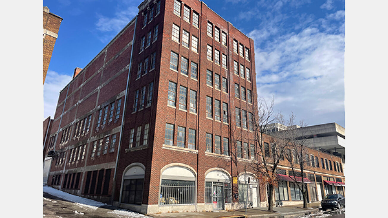 738 Armstrong Ave, Kansas City, KS 66101 | Crexi.com