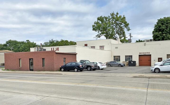 701 E Eight Mile Rd, Hazel Park, MI 48030 | Crexi.com