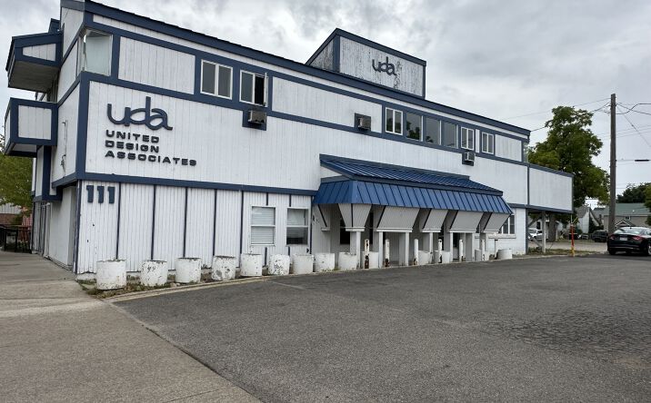 111 N MAIN ST Cheboygan MI 49721-1698 APN: 054-H20-000-039-00 | Crexi.com