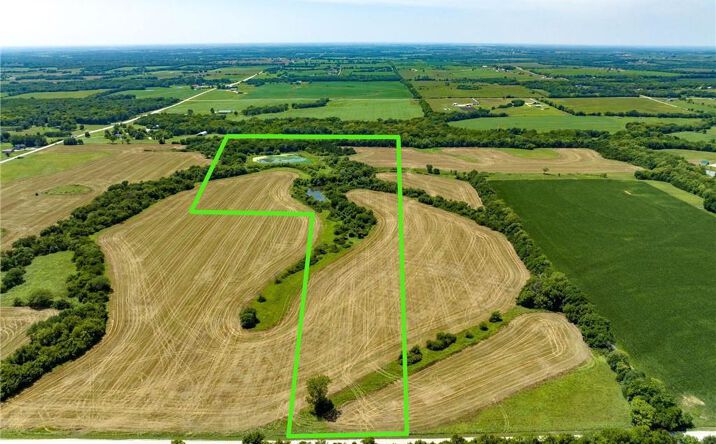 339 E 1600 Rd, Baldwin City, KS 66006 | Crexi.com