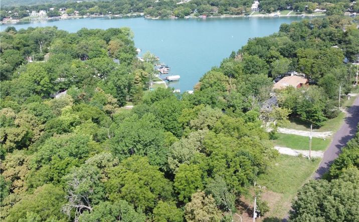 21 S Fascination Circle, Linn Valley, KS 66040 | Crexi.com