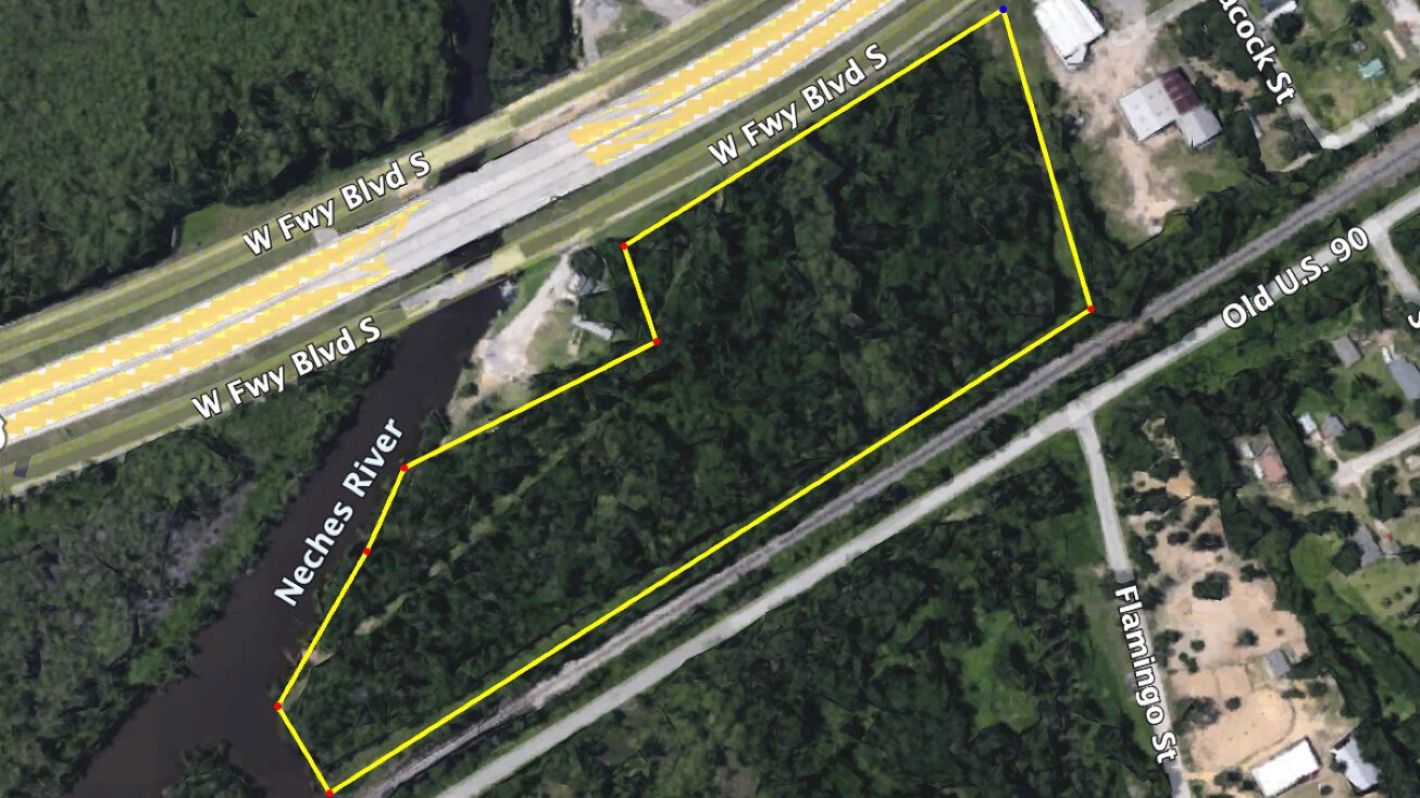 24715 I-10, Vidor, TX 77662 | Crexi.com