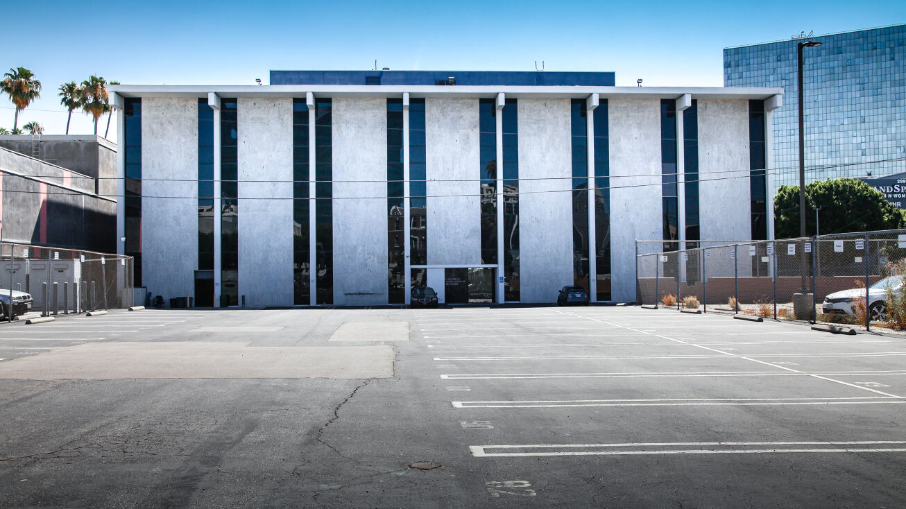 525 S Virgil Ave, Los Angeles, CA 90020 | Crexi.com