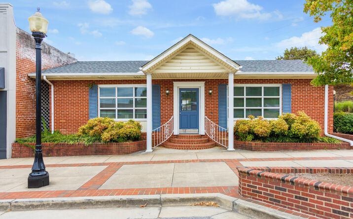 7863 Nashville St, Ringgold, GA 30736 | Crexi.com