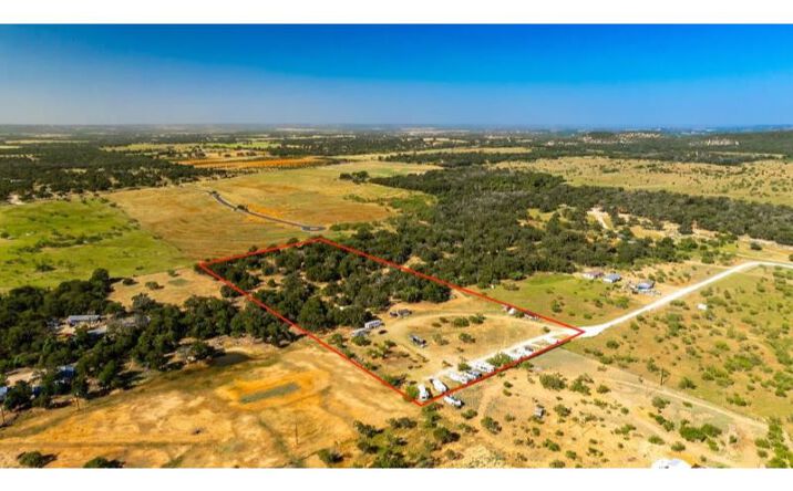 930 Jerald Rd, Fredericksburg, TX 78624 | Crexi.com