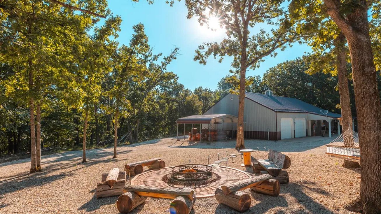 24418 Golden Beach Rd, Barnett, MO 65011 | Crexi.com