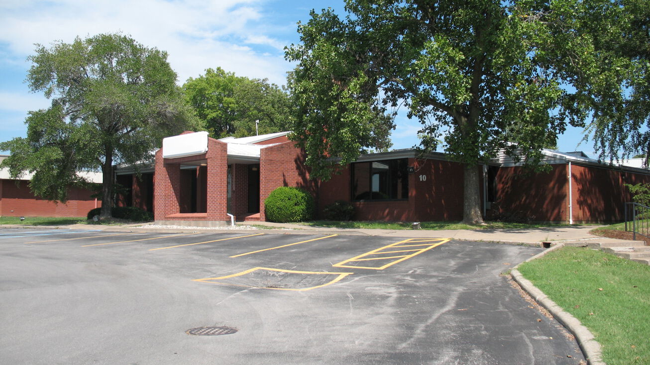 10 Doctors Park Dr, Cape Girardeau, MO 63703 | Crexi.com