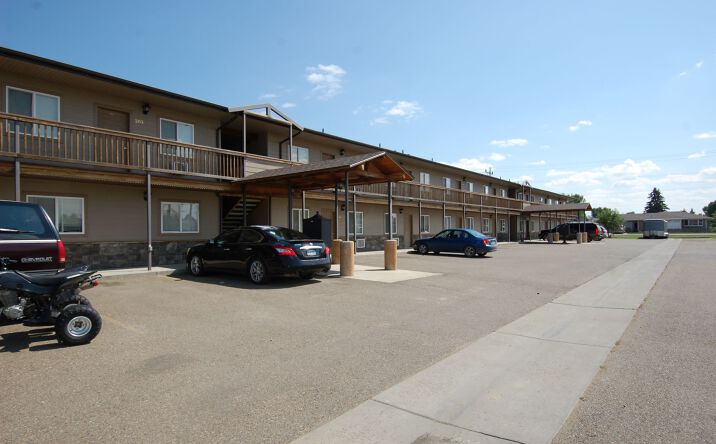 804 3rd St NW, Sidney, MT 59270 | Crexi.com