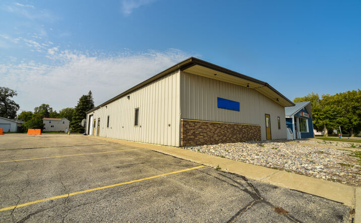 172 W STUTSMAN ST Pembina ND 58271-4102 APN: 33-0780000 | Crexi.com