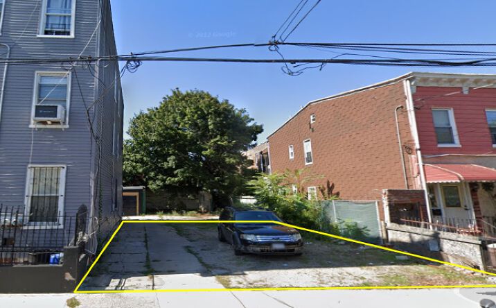 400 LINWOOD ST Brooklyn NY 11208-2118 APN: 3398622 | Crexi.com