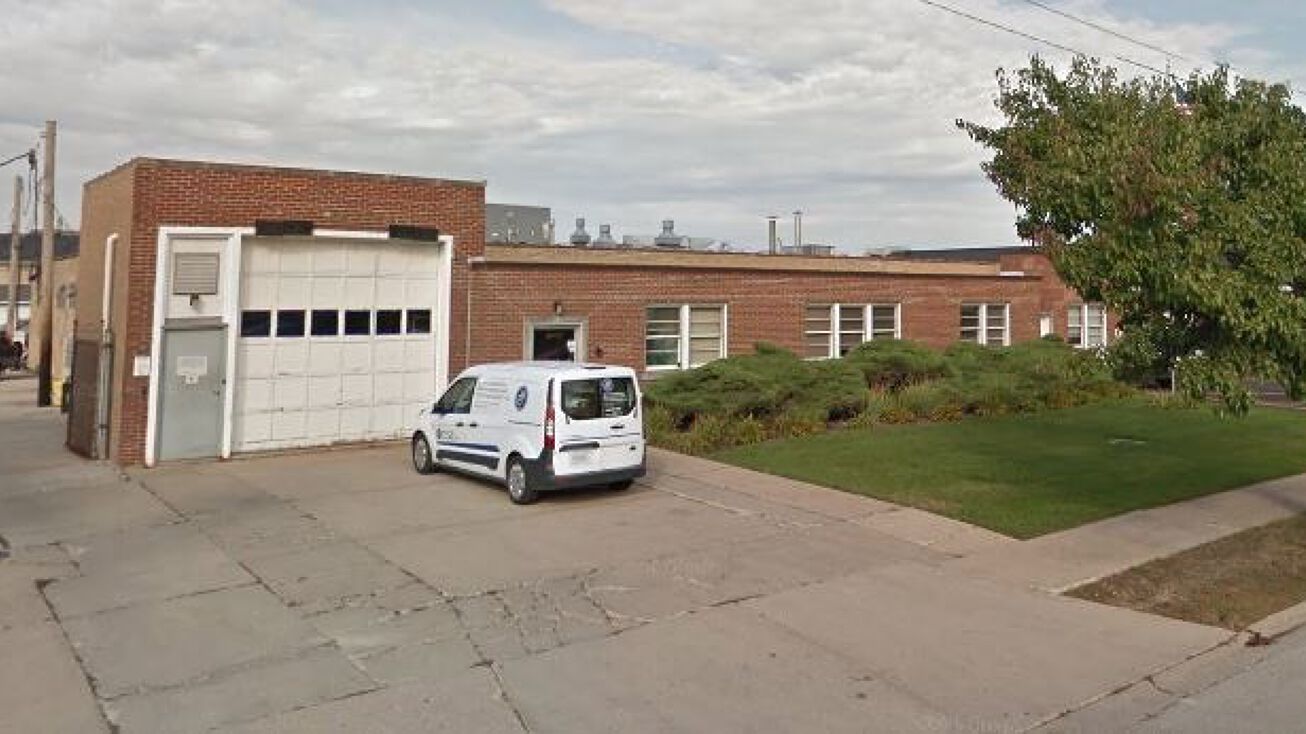 8100 N Austin Ave, Morton Grove, IL 60053 | Crexi.com