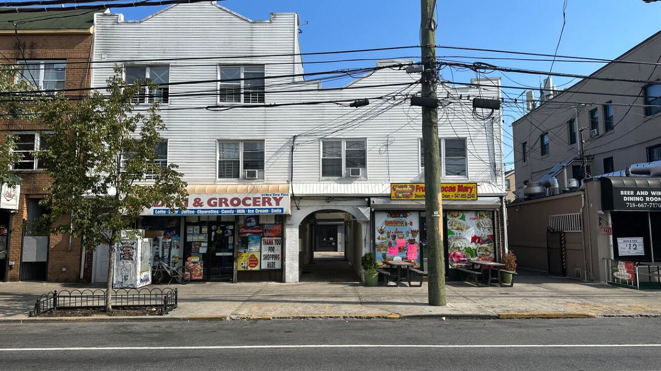 44-48 New Dorp Plaza, Staten Island, NY 10306 | Crexi.com