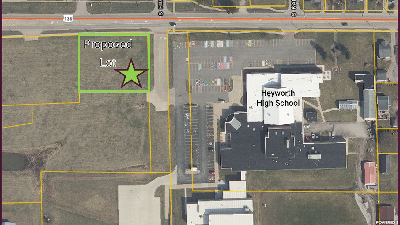 812 W Cleveland St, Heyworth, IL 61745 | Crexi.com