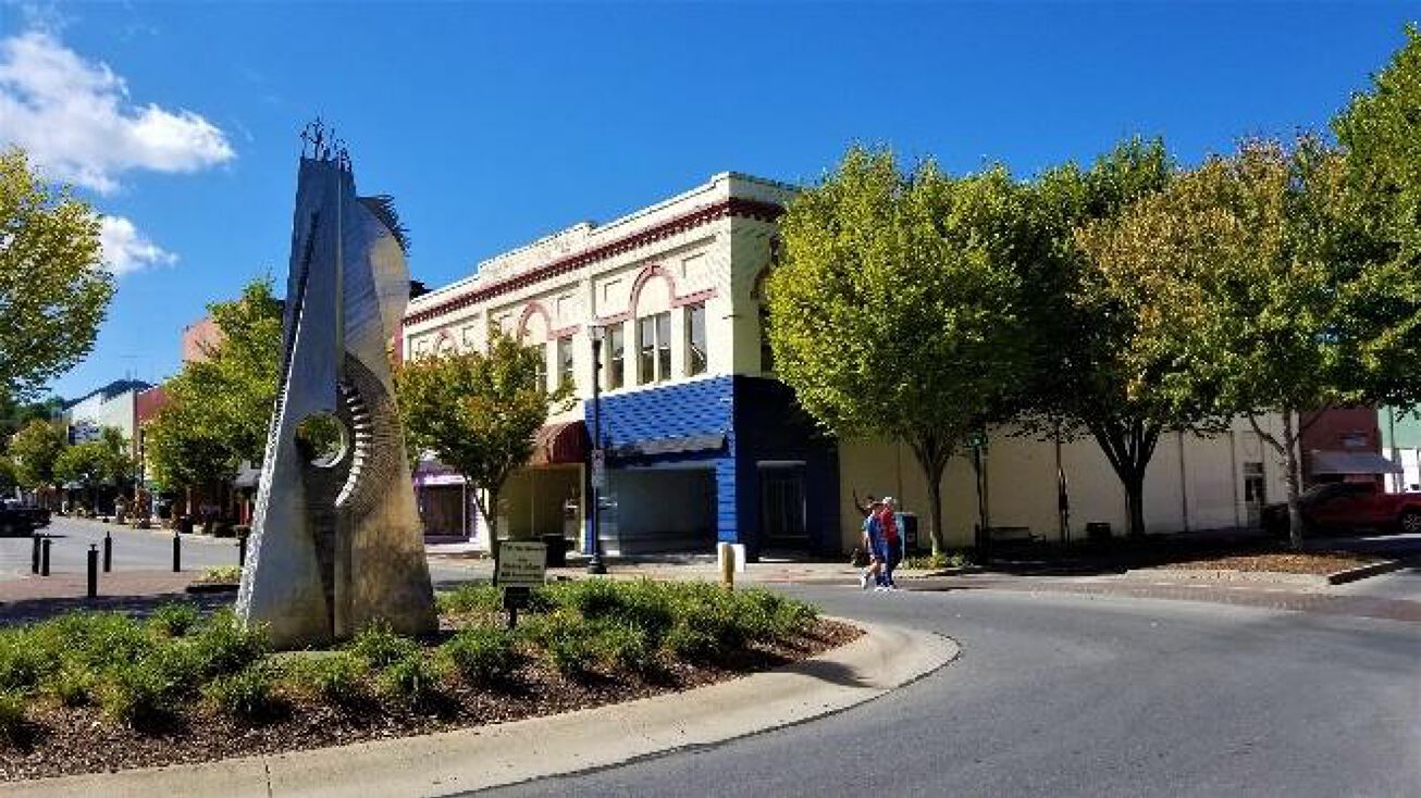 Kingsport, TN | Crexi.com