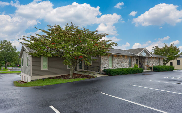 7 BRISTOL CT Reading PA 19610 | Crexi.com