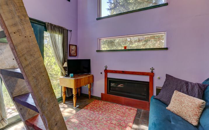 106 Us Highway 212, Silver Gate, MT 59081 | Crexi.com