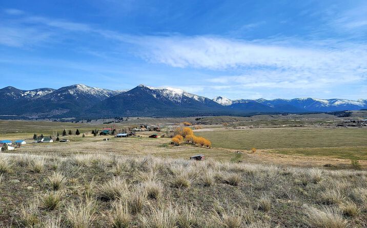 90 Forest Loop, Eureka, MT 59917 | Crexi.com