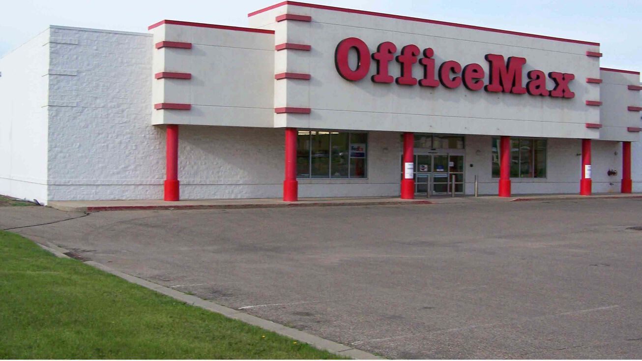 825 20th Avenue SW, Minot, ND 58701 | Crexi.com