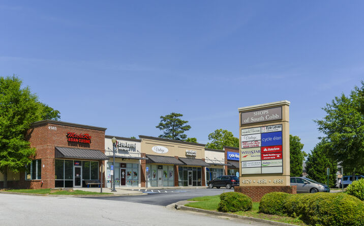 4585 S COBB DR SE Smyrna GA 30080-6969 APN: 17067700430 | Crexi.com