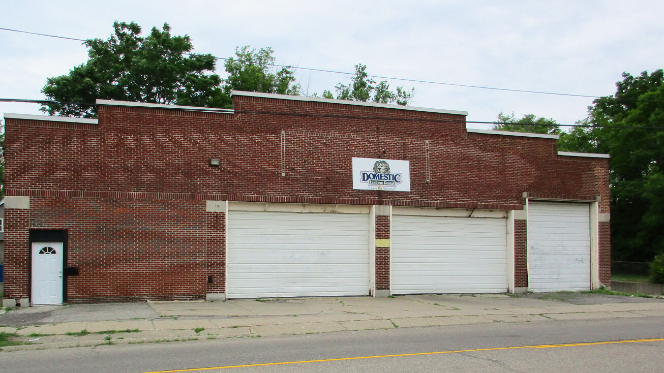 1444 Davison Rd, Flint, MI 48506 | Crexi.com