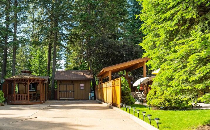 NHN Upper Johnson, Bigfork, MT 59911 | Crexi.com