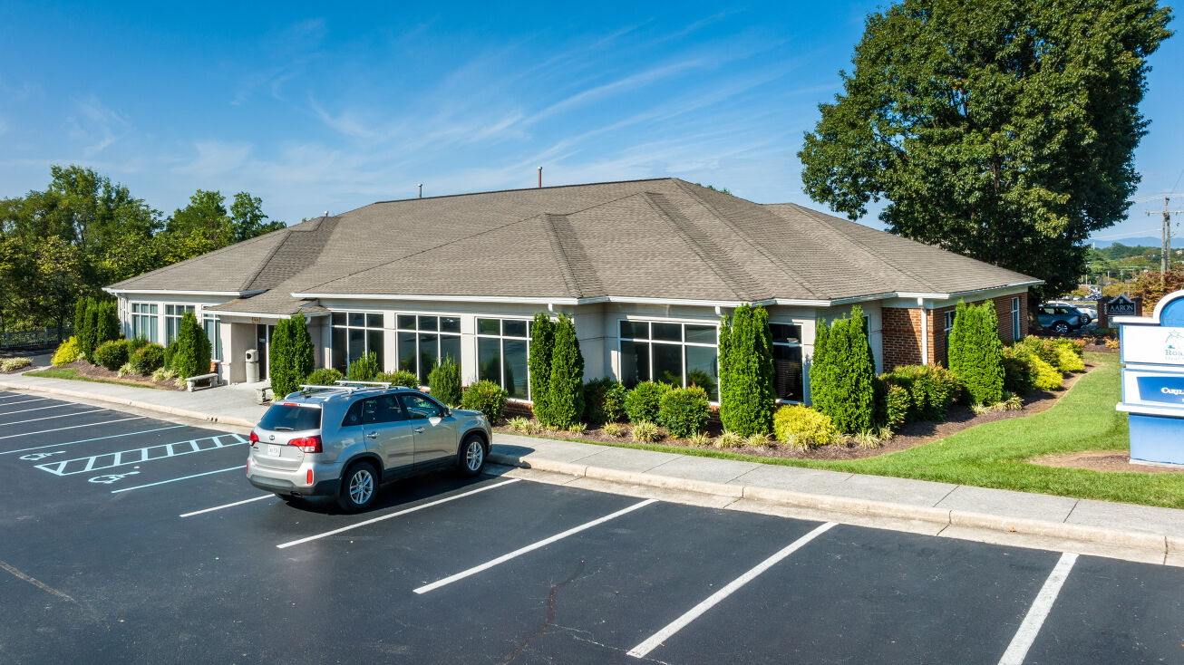 4437 Starkey Rd, Cave Spring, VA 24018 | Crexi.com
