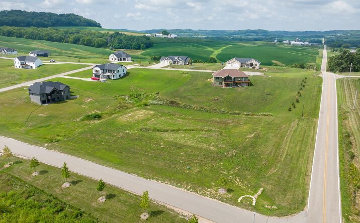 Dubuque, IA Commercial Real Estate for Sale | Crexi.com