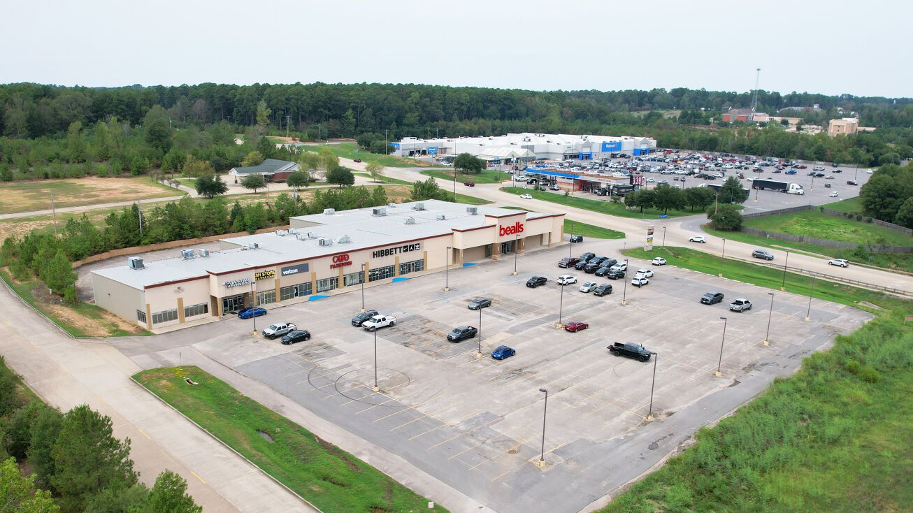 677 Hurst St, Center, TX 75935 | Crexi.com